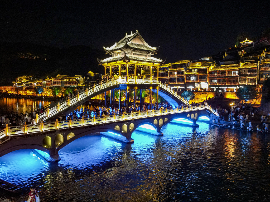 凤凰古城风景素材 凤凰古城风景模板 凤凰古城风景图片免费下载 设图网