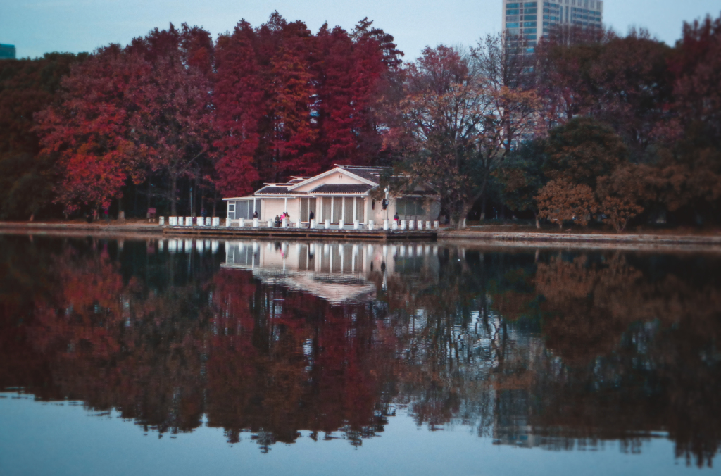 烈士公园的一处红色免费下载_jpg格式_4577×3020像素_编号497439026463251924-设图网